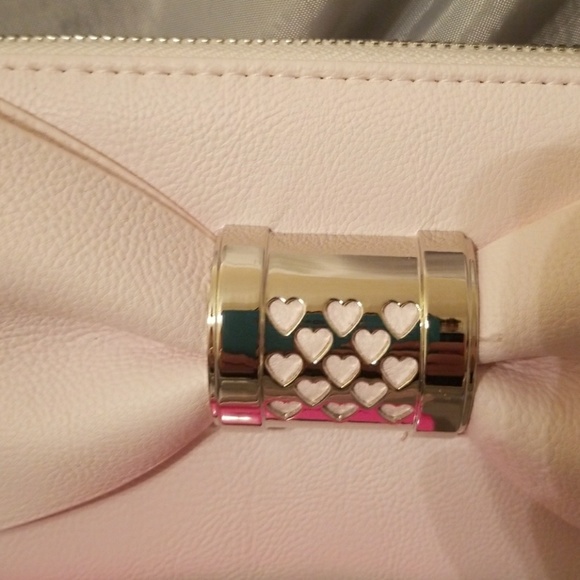 Betsey Johnson | Bags | Betsey Johnson Blush Pink Bow Wallet | Poshmark